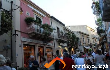Taormina Giardini Naxos & Castelmola Tour